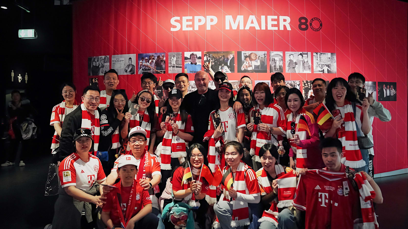 Shanghai fan club visits FC Bayern