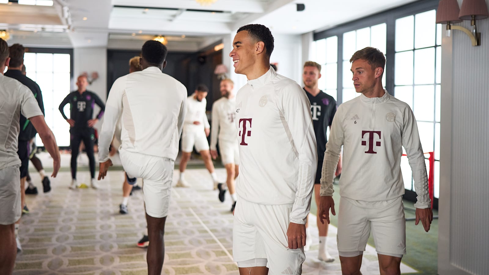 Calentamiento para el Real Madrid: El FC Bayern se prepara para la ...