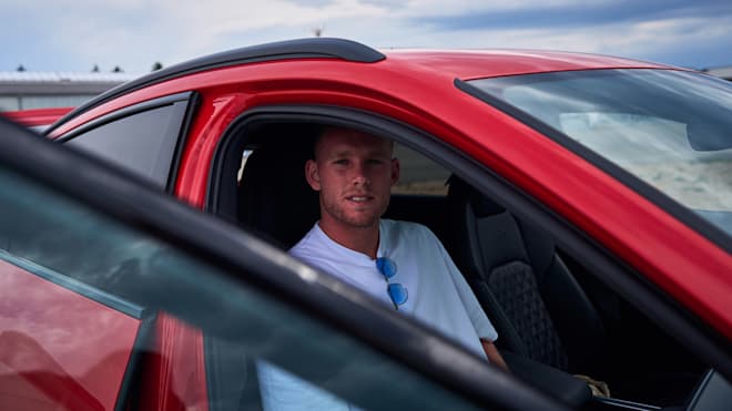 Gallery: The first photos of Daniel Peretz at Bayern