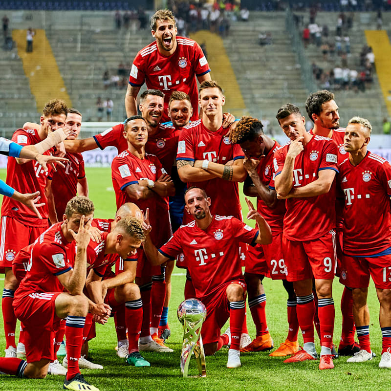 FC Bayern München 2023 Poster-Kalender-XL Fan-Kalender Fußball-Kalender ...