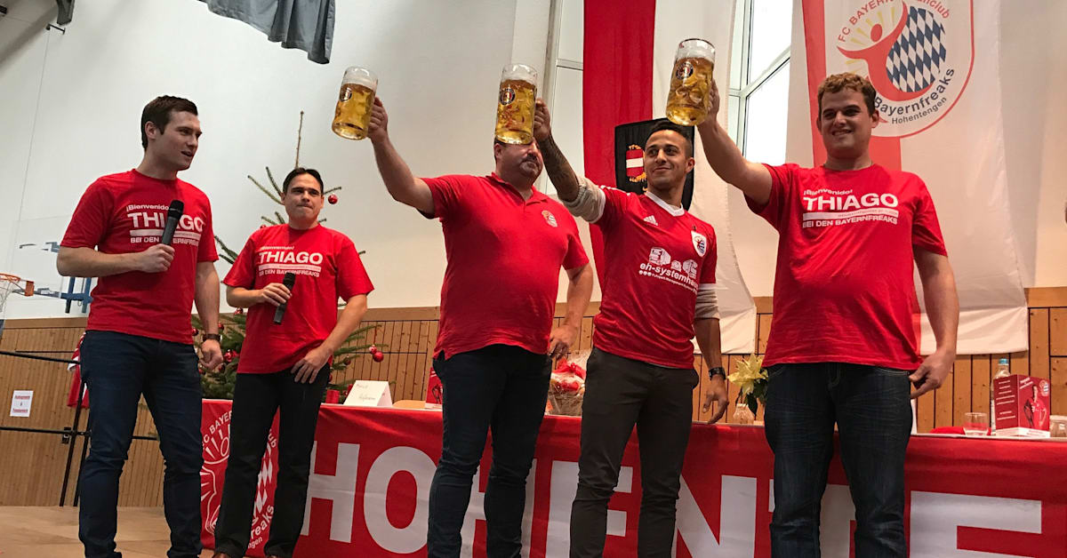 Die FCB-Profis auf Fanclubbesuch