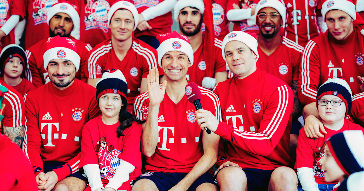 Die Bayern singen "Jingle Bells"