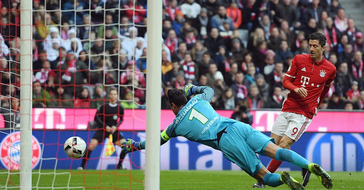 Bayern v Wolfsburg: Match highlights