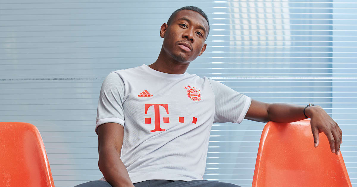 Video: The new FC Bayern away kit for 2020/21