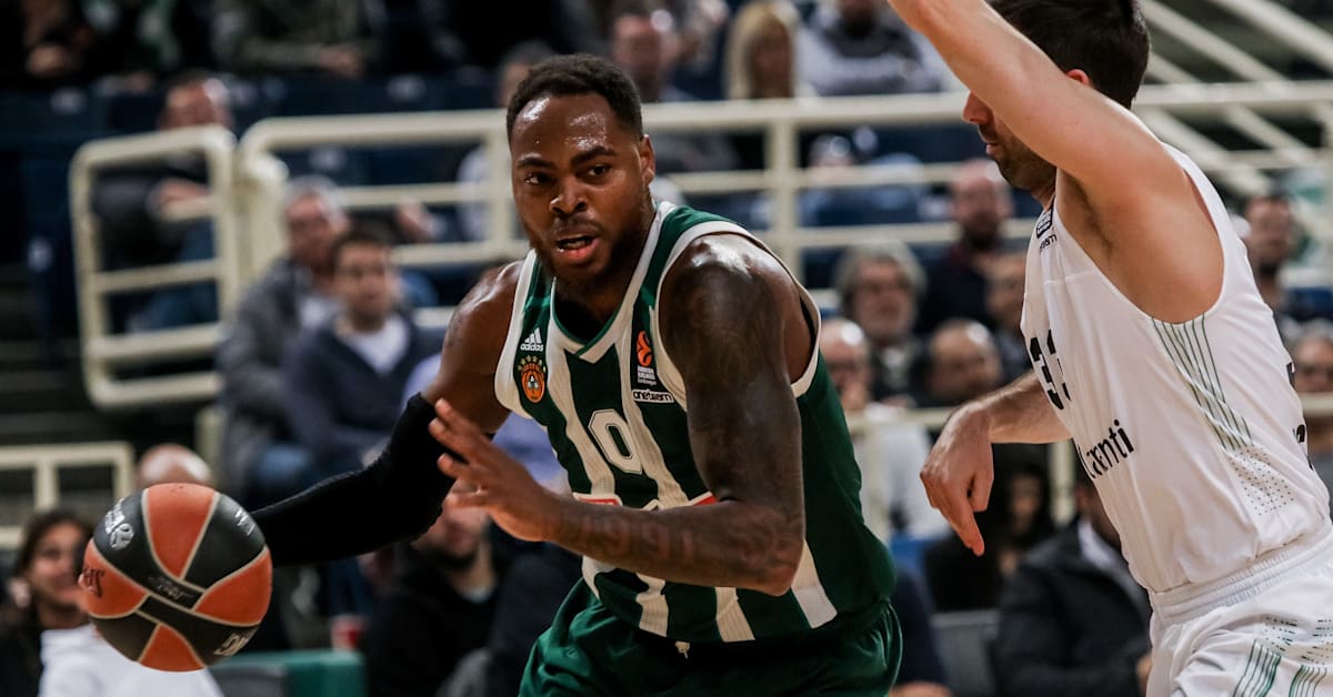 FCBB signs US forward Deshaun Thomas for the upcoming season