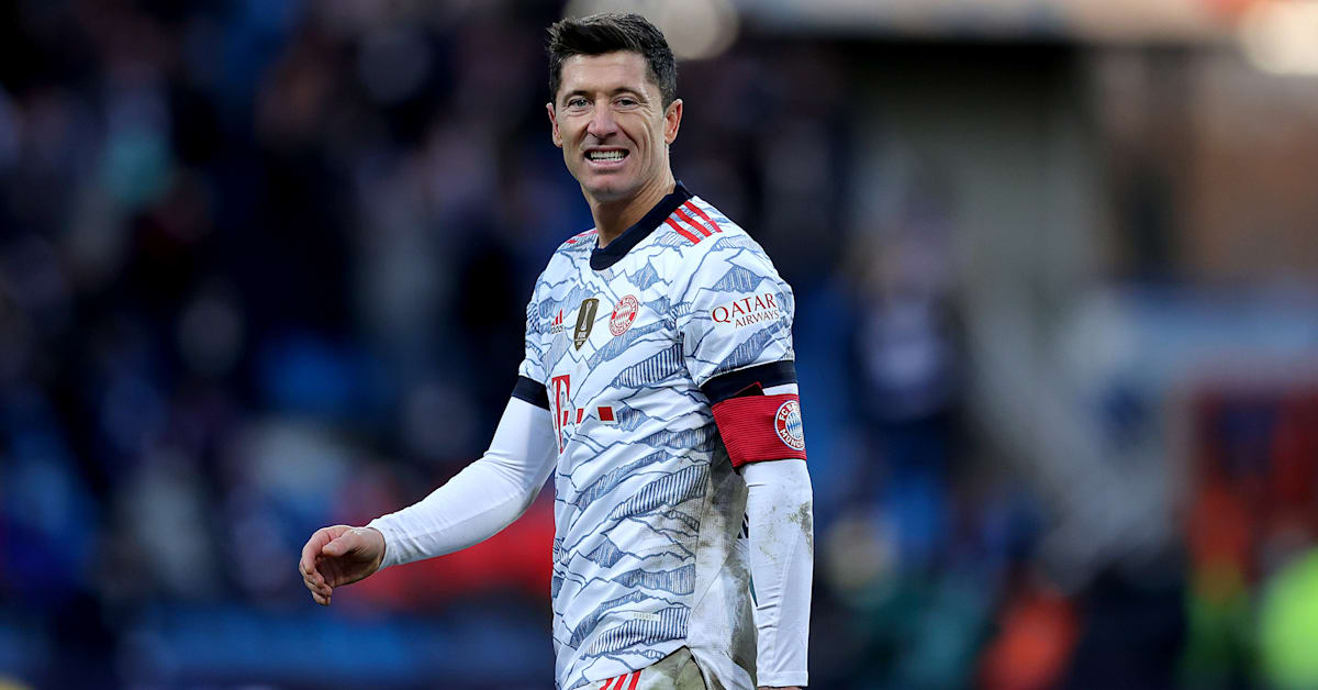 Lewandowski scores 16 away goals in a season for the first time | FC Bayern