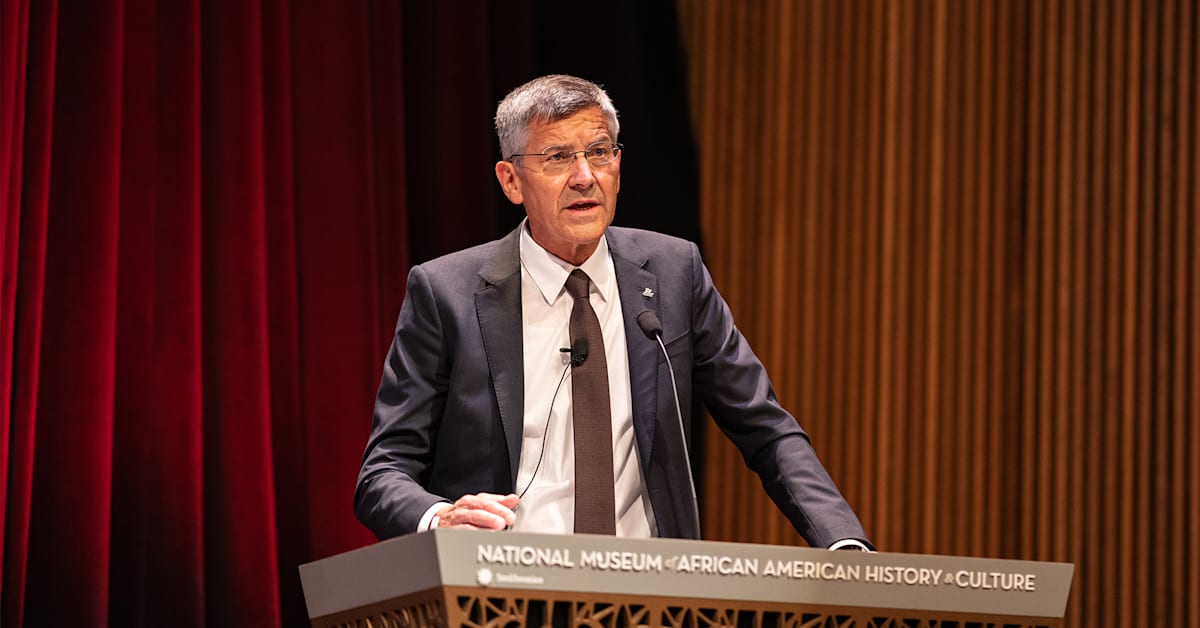 Video: Interview with Herbert Hainer after panel discussion at the ...