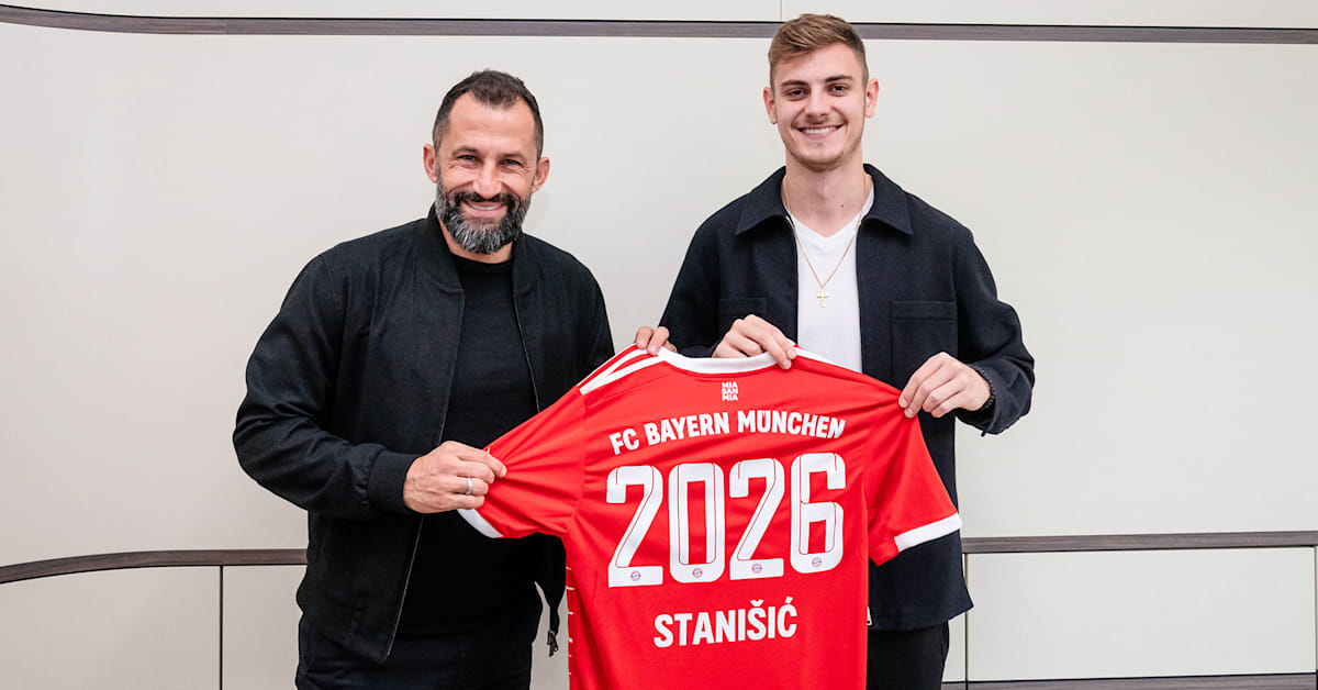 El FC Bayern prolonga contrato con Josip Stanišić de forma prematura