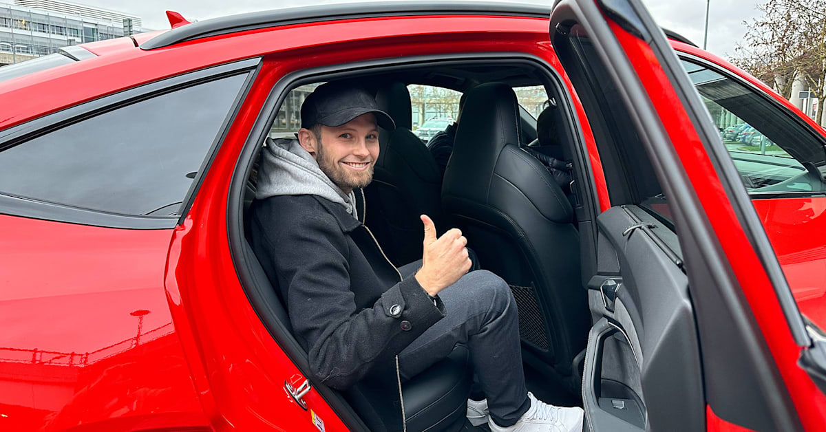 Gallery: Welcome to Bayern, Daley Blind!