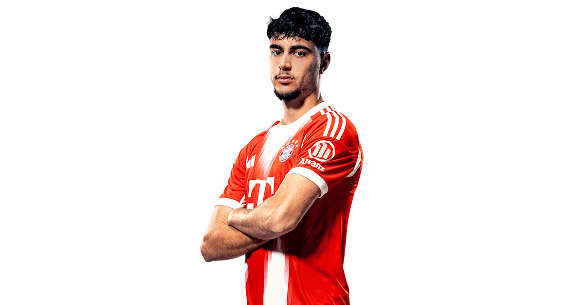 Aleksandar Pavlović: Noticias y perfil del jugador - FC Bayern München