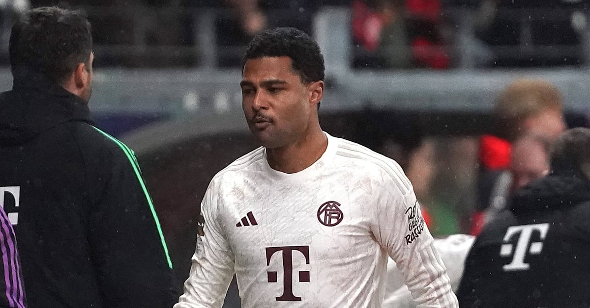 Diagnosis: Serge Gnabry sidelined for time being | FC Bayern