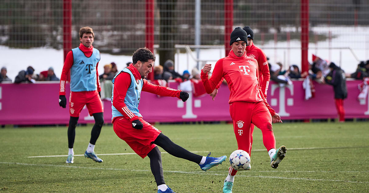Video: Bayern's open training session after game in Frankfurt