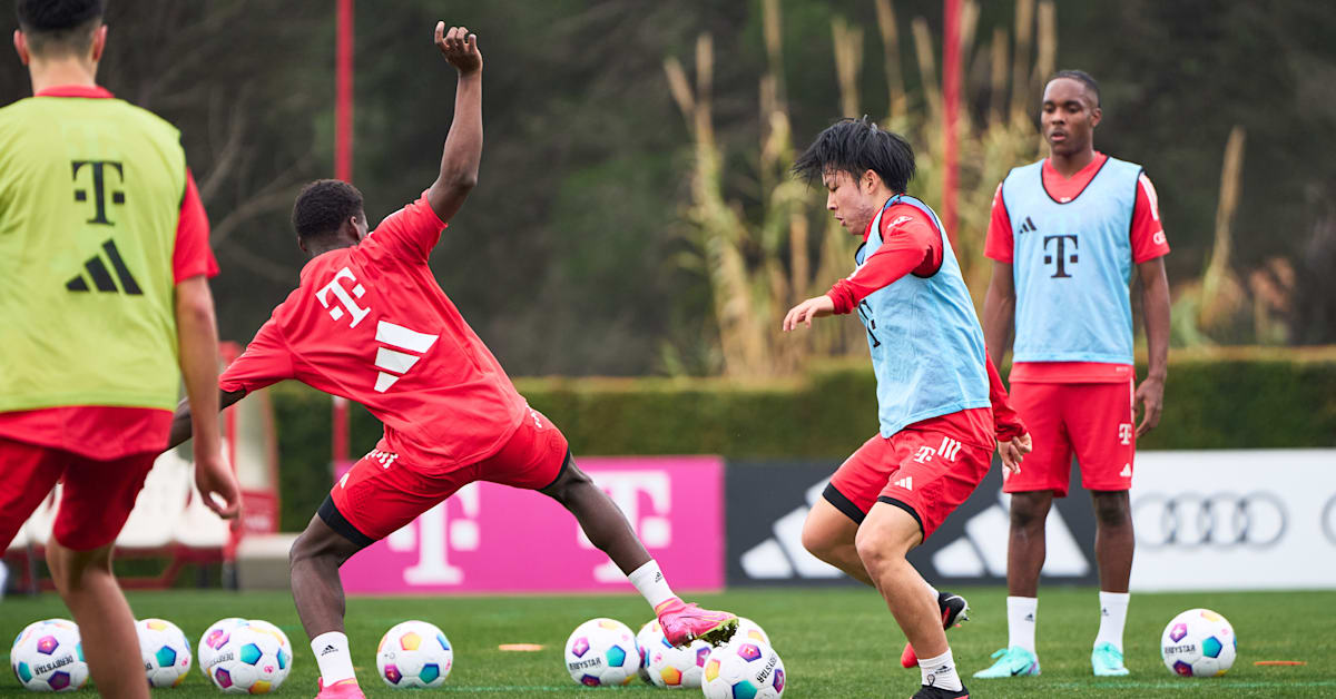 Who are the youth players at Bayern’s training camp in Faro?