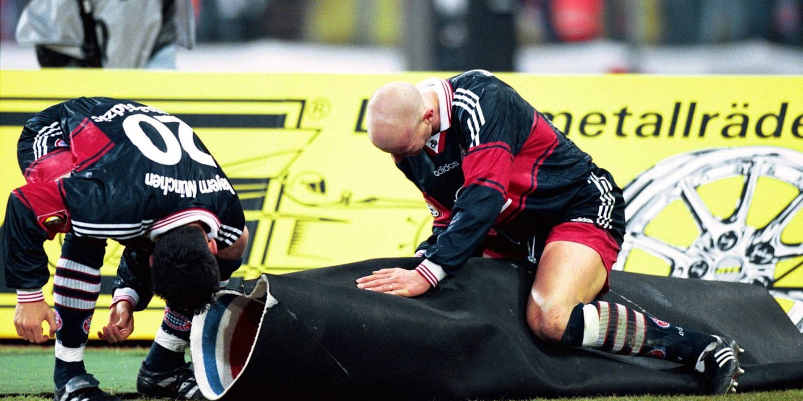 Goalscorer, joker, legend- Giovane Élber in Portrait