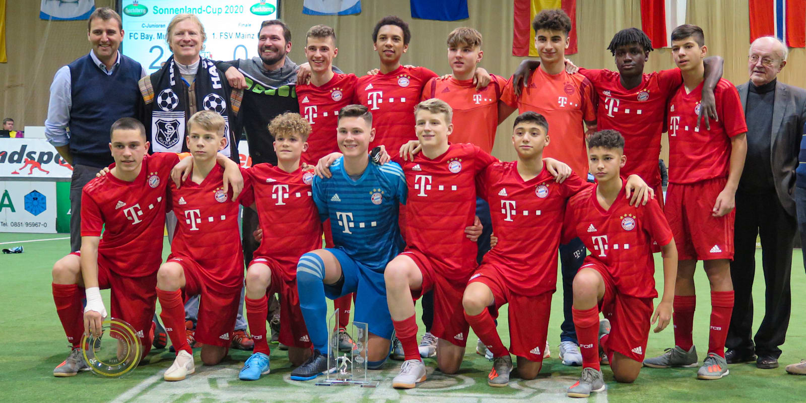 U16, U15 und U14 bei Hallenturnieren aktiv