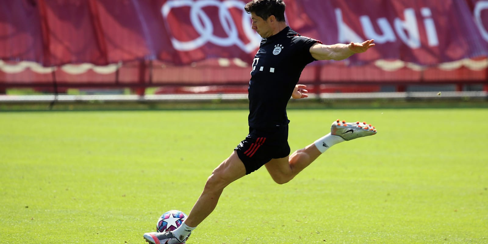 Robert Lewandowski's Champions League success - FC Bayern