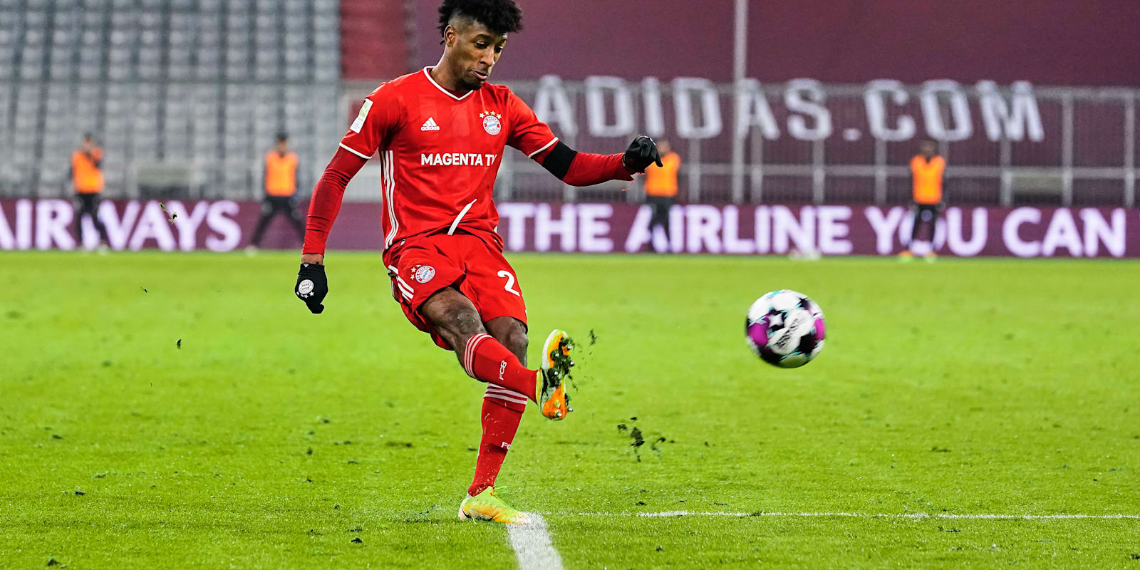 Coman shines with three assists and record speed