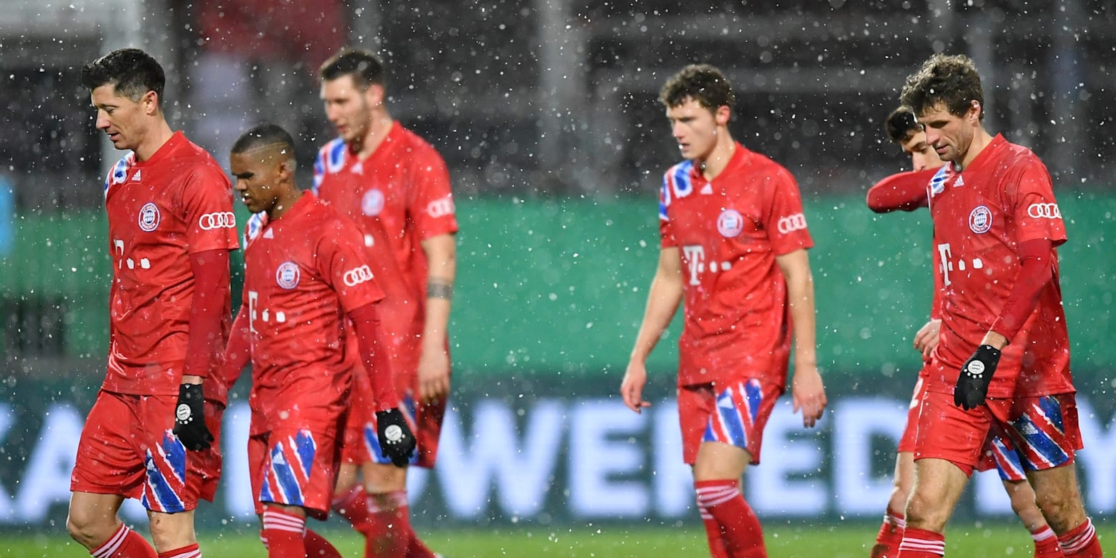 Gallery: DFB Cup second round: Holstein Kiel - FC Bayern
