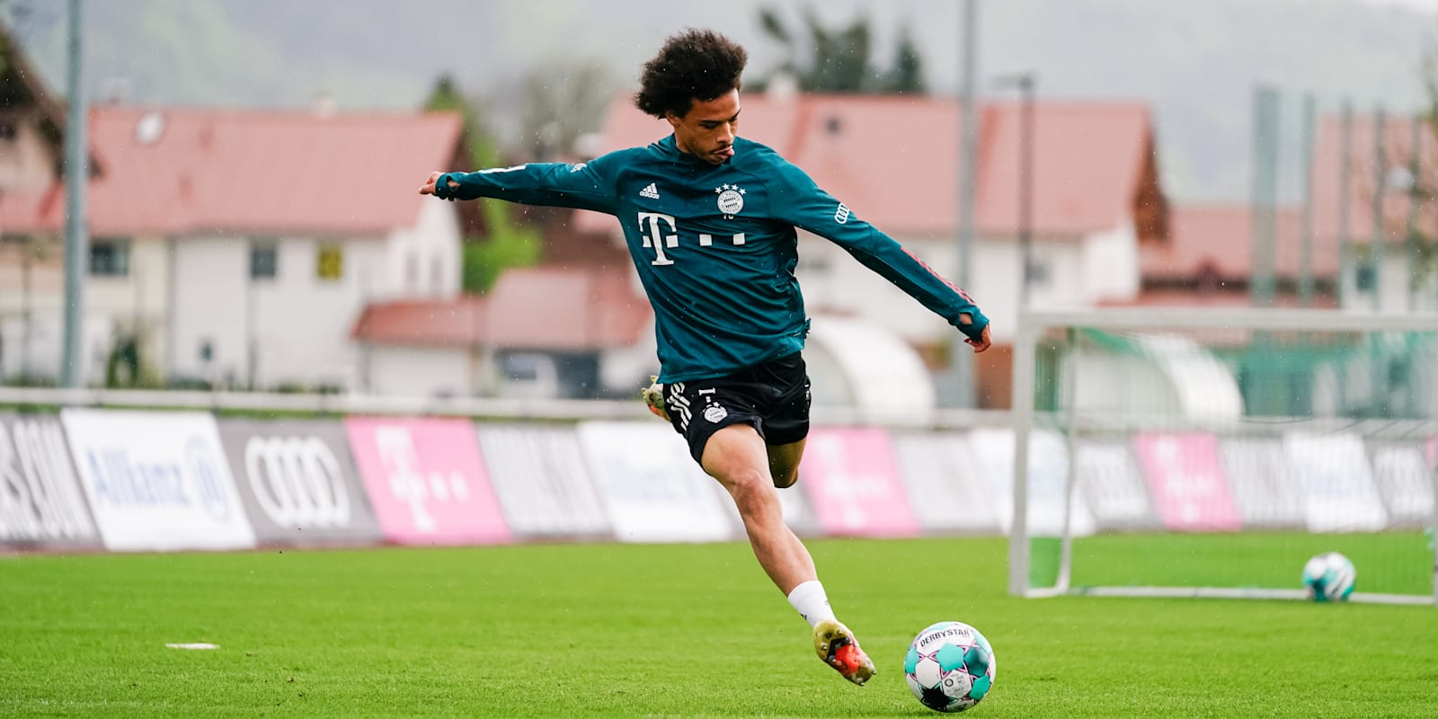 Bayern Get To Work At Quarantine Training Camp In Grassau