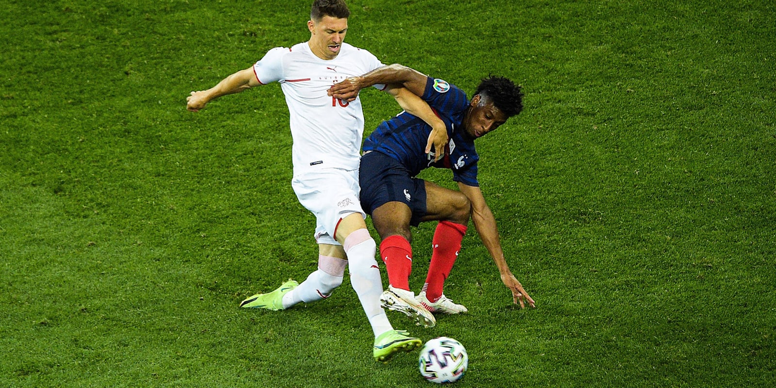 France crash out to Switzerland | FC Bayern