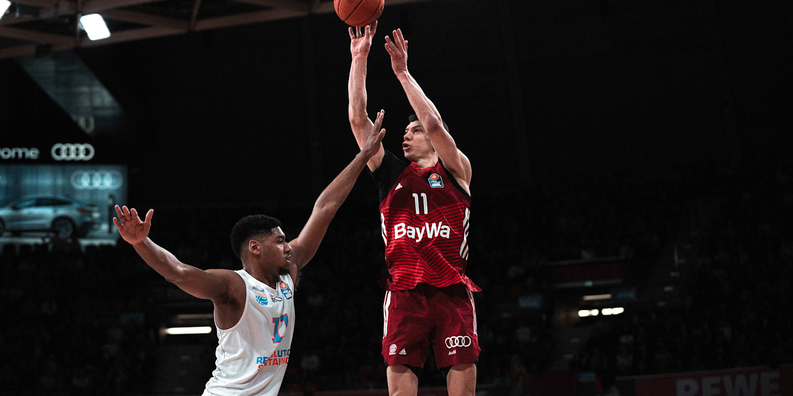 FCBB wins 86-78 and Delay grooves at party with 6,000 fans