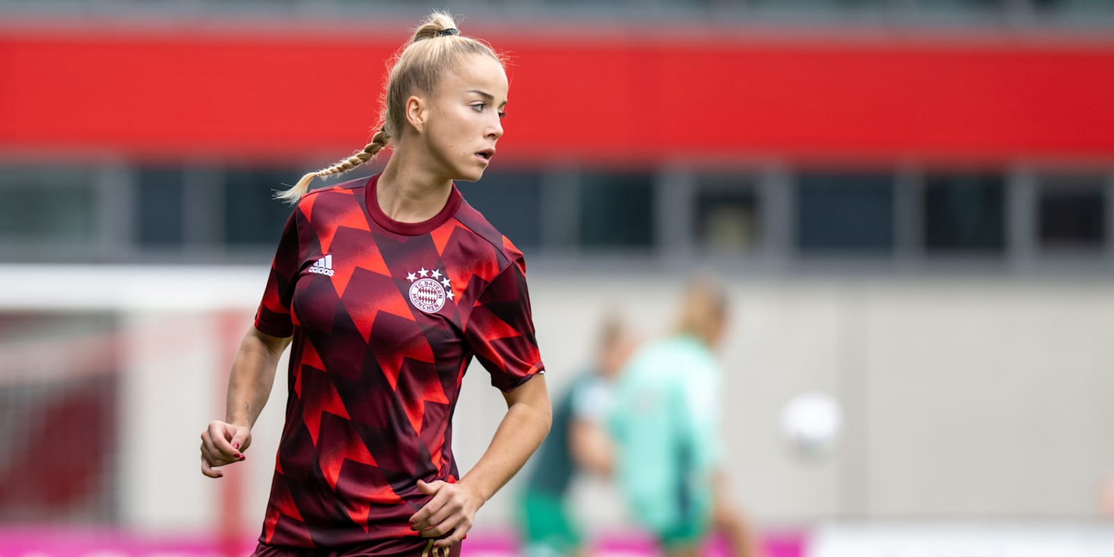 DFB: Giulia Gwinn am Knie verletzt | FC Bayern