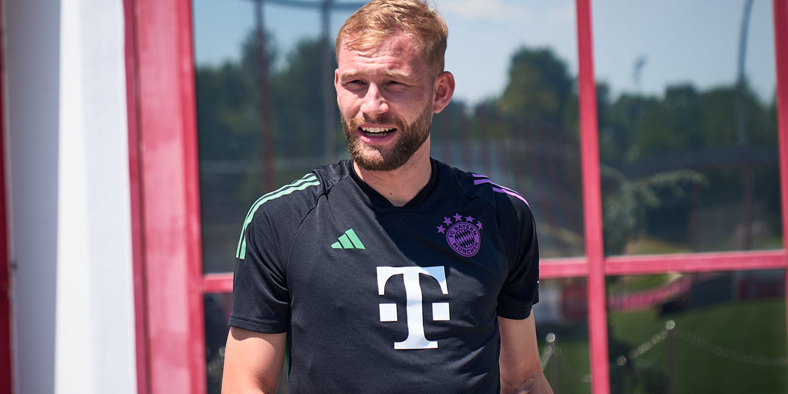 Konrad Laimer picks shirt number 24 at Bayern