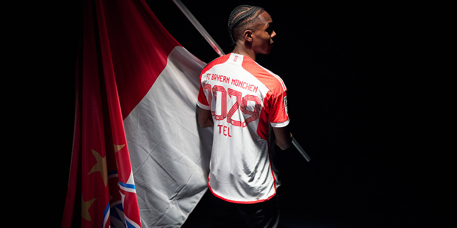 Mathys Tel signs extension at Bayern until 2029