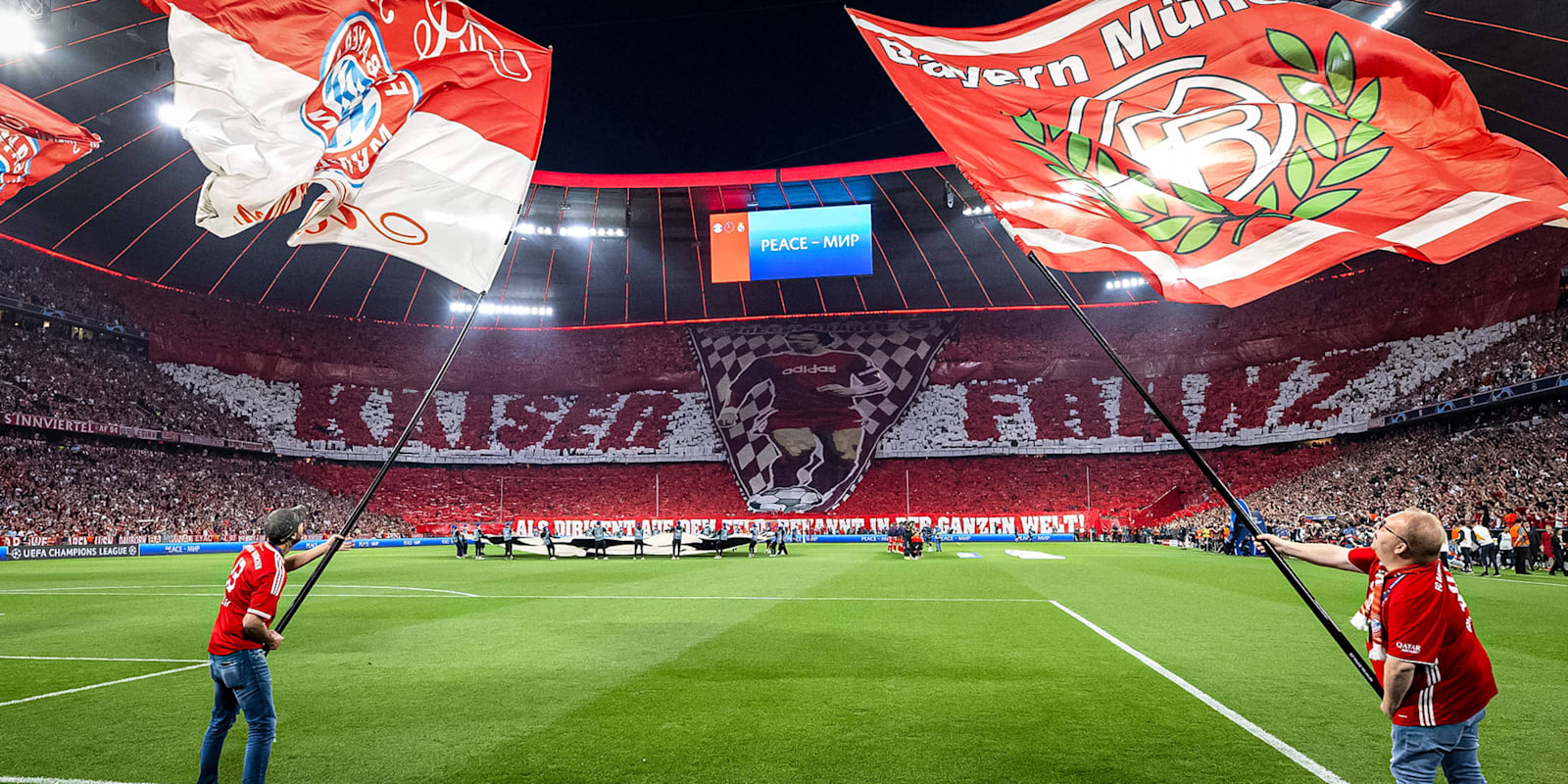 Fans support team with tifo dedicated to Franz Beckenbauer before Real ...