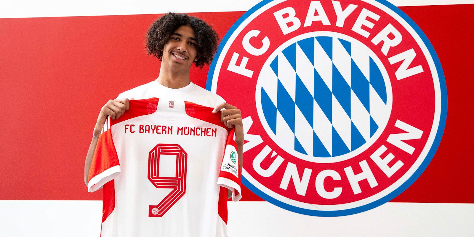 FC Bayern verpflichtet Nachwuchsstürmer Noah Codjo-Evora