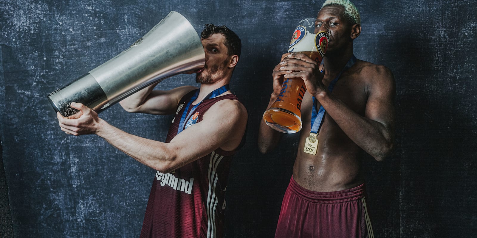 The best trophy shots with the German Championship trophy