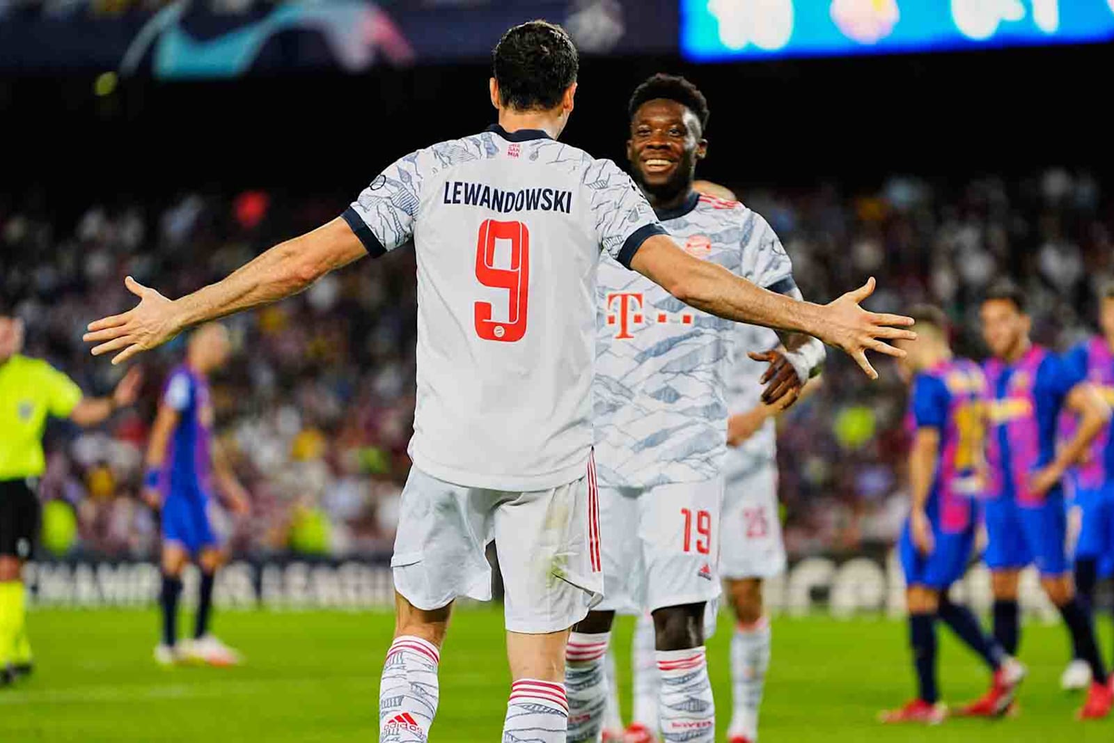 Gallery: FC Barcelona - FC Bayern, 2021/22 Champions League Matchday 1 ...