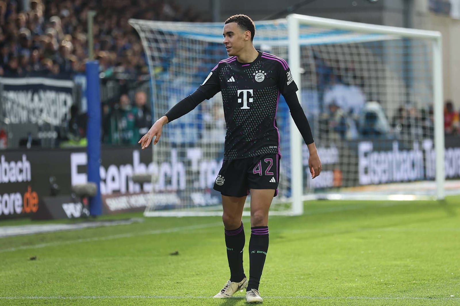 Line-ups: Darmstadt vs. FC Bayern - Bundesliga 23/24