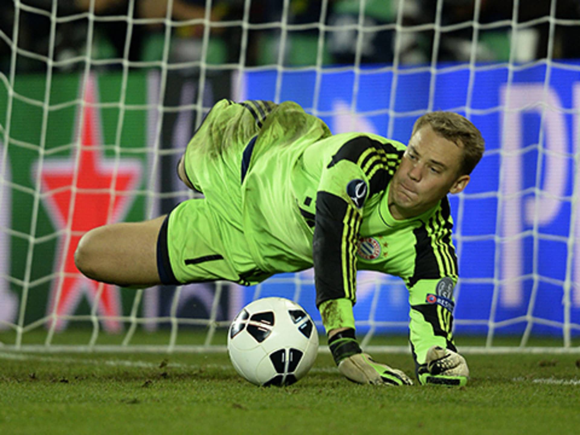 Manuel Neuer Diving Saves