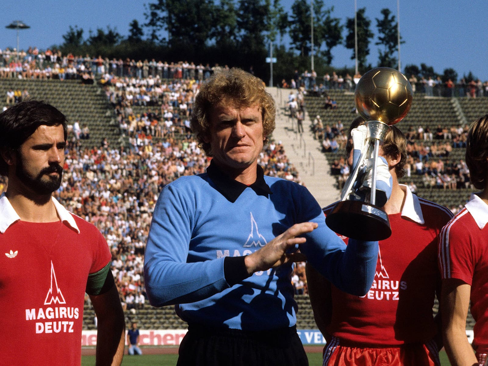 Sepp Maier awarded Bavarian Order of Merit