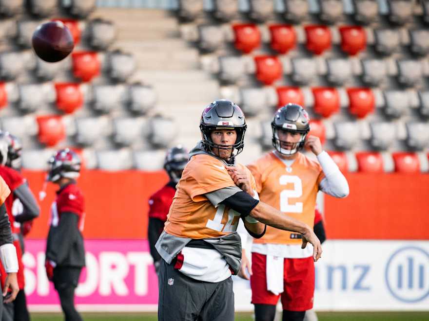 How the American football show between the Seahawks and Buccaneers ...