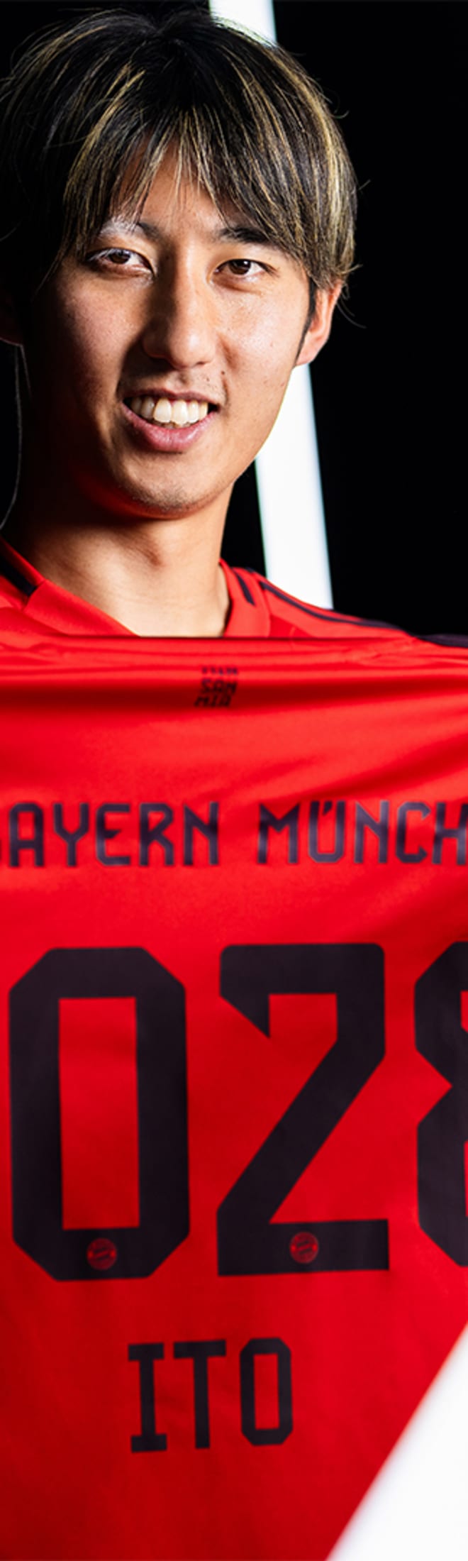 FC Bayern verpflichtet Hiroki Ito | Neuzugang vom VfB Stuttgart FC Bayern verpflichtet Hiroki Ito | Neuzugang vom VfB Stuttgart