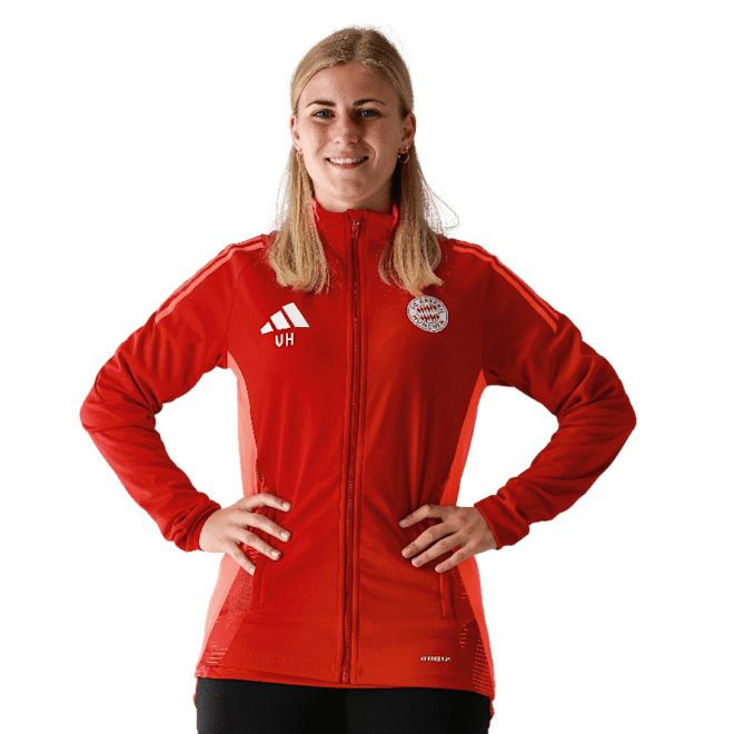 Victoria Humplmaier: FC Bayern Global Academy athletics coach profile