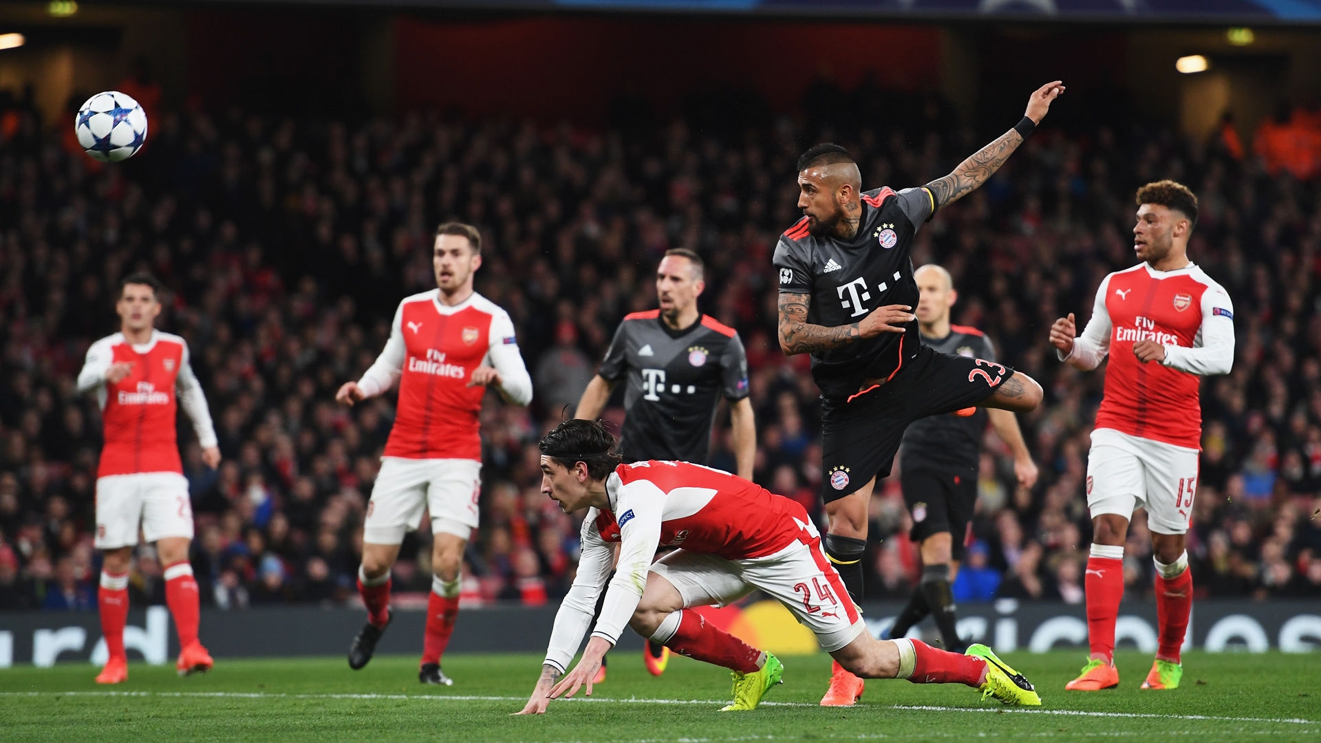 Arsenal v Bayern: Match highlights - FC BAYERN.TV
