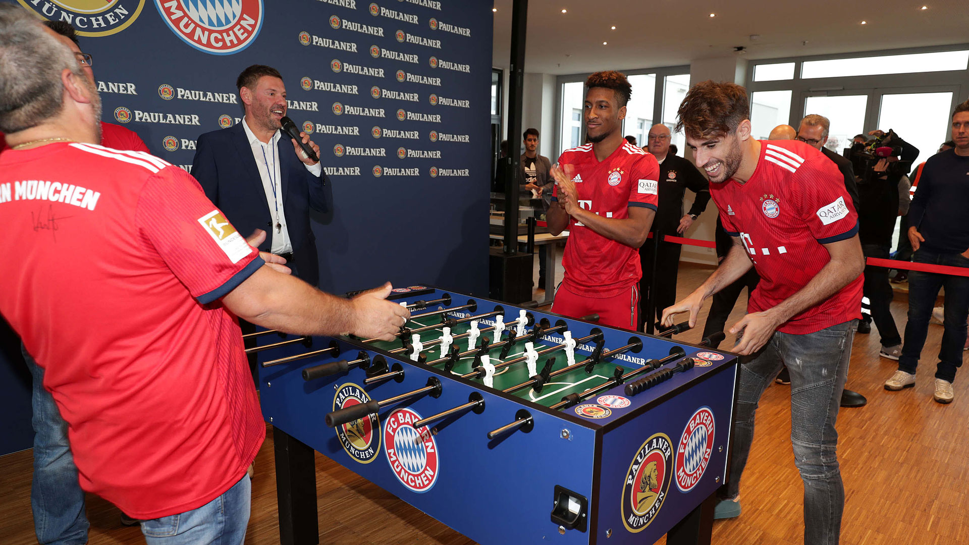 FCB-Trio erfüllt Fanträume - FC Bayern München