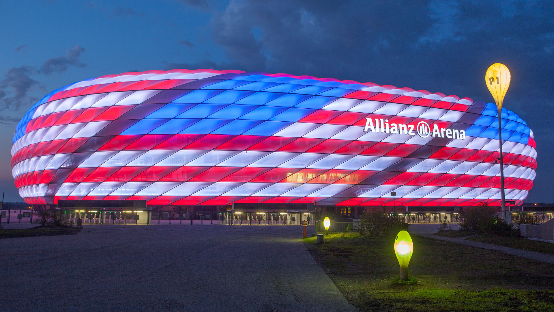 FC Bayern light up Allianz Arena in US colors - FC Bayern Munich