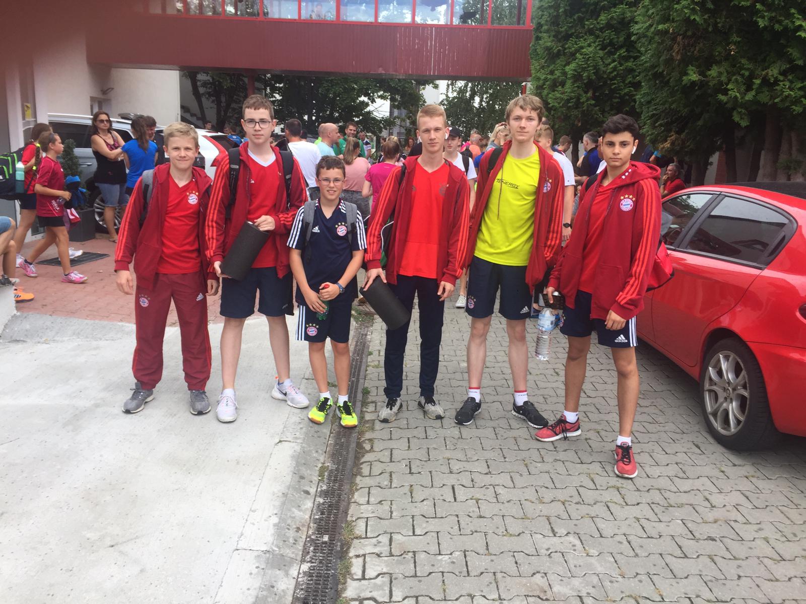 Turnierreise KJa - Teil 1 - Senec - FC Bayern München ...
