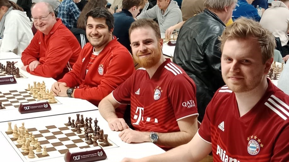 FC Bayern verteidigt Titel als Münchner Blitz-Mannschaftsmeister - FC ...