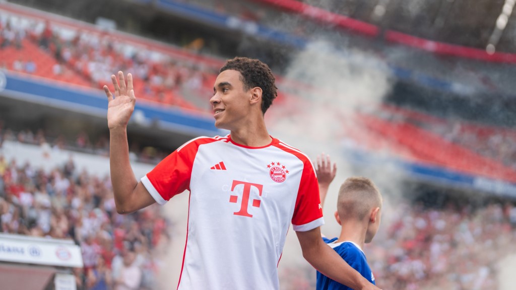 Unser KIDS CLUB-Kapitän feiert Geburtstag!