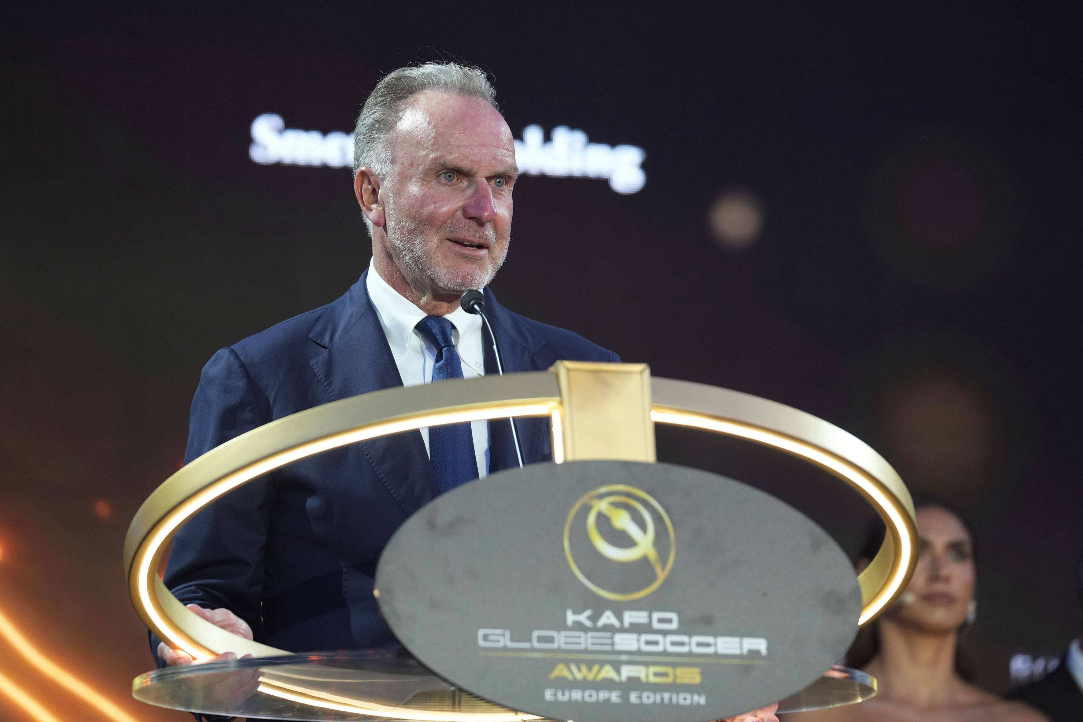 Harry Kane and Karl-Heinz Rummenige honoured at the Globe Soccer Awards